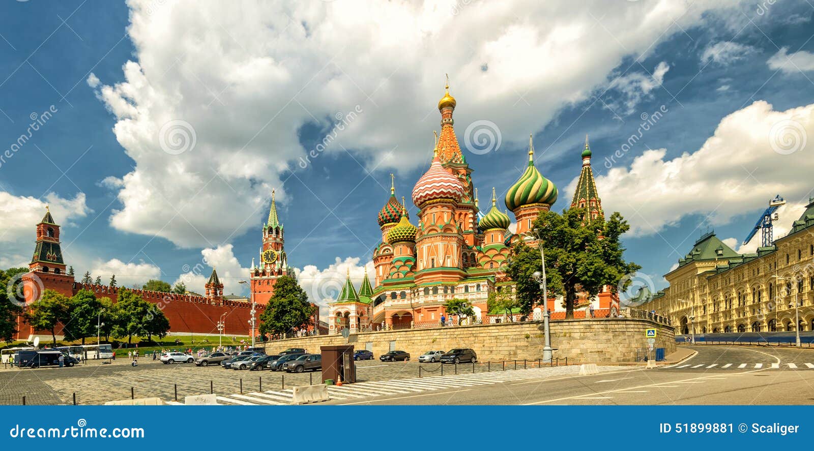 St. Basil`s Cathedral with Kremlin, Moscow Editorial Photo - Image of ...