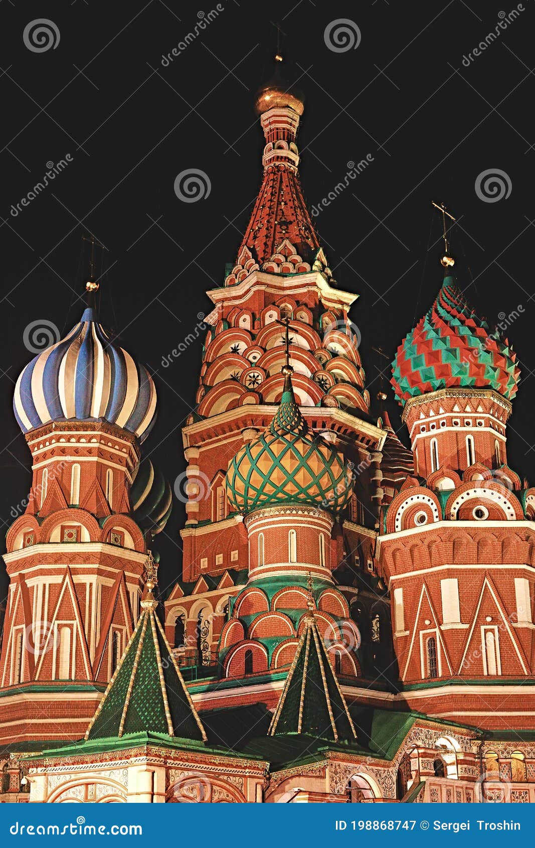 St. Basil& X27;s Cathedral on Red Square Stock Image - Image of moskou ...