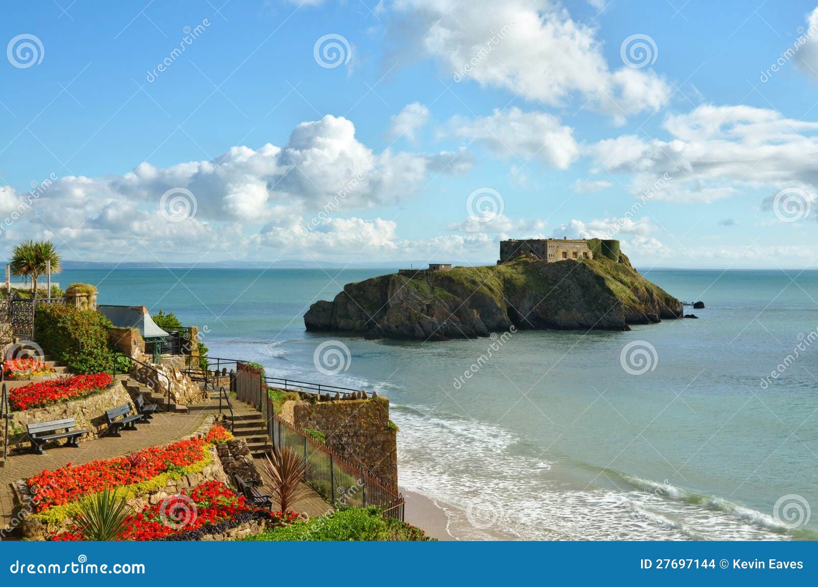 St Catherines Island, Tenby, on a Summers Day Stock Photo - Image of ...