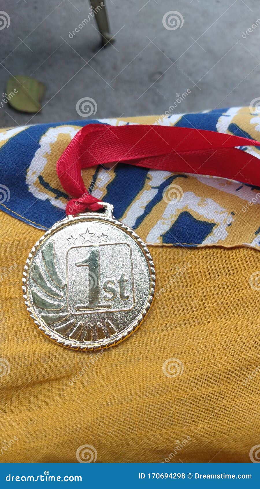 1st gold medal stock photo. Image of medal, gold, leaf - 170694298