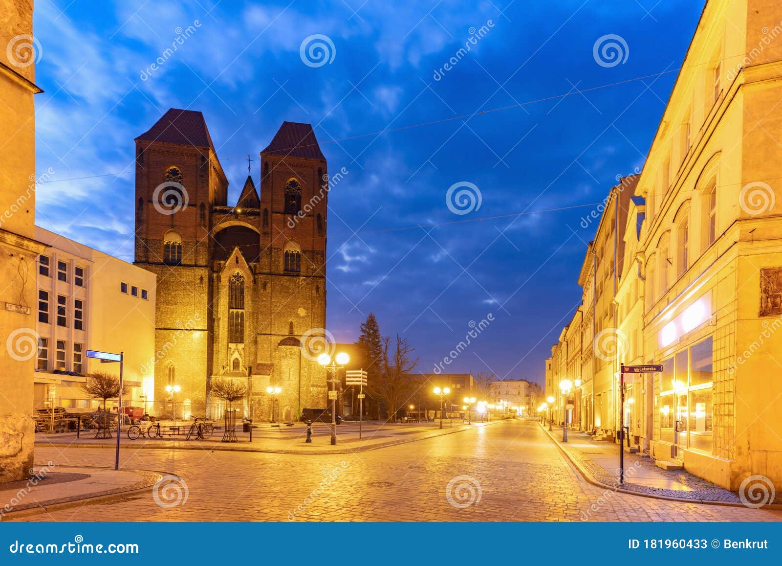 St. Igreja De Nicholas Em Bronha Imagem de Stock - Imagem de polônia ...