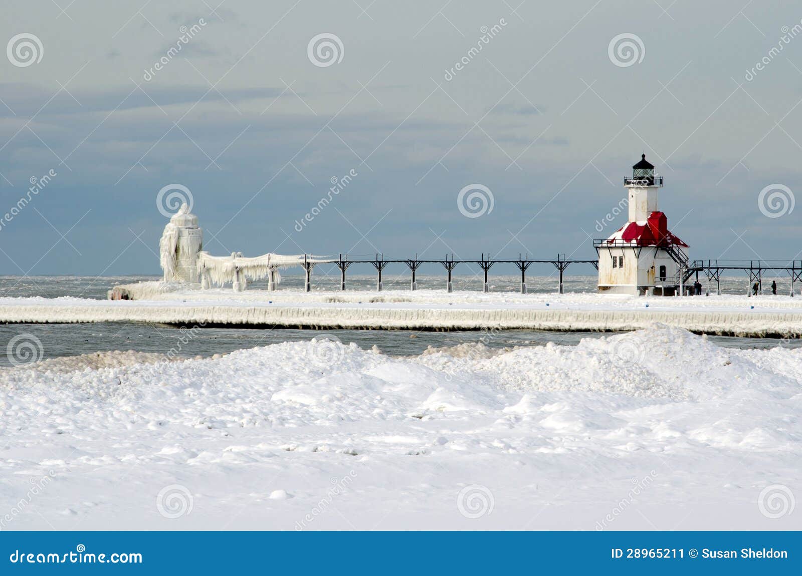 St Joe Light House in Winter Stock Image - Image of snow, lighthouse ...
