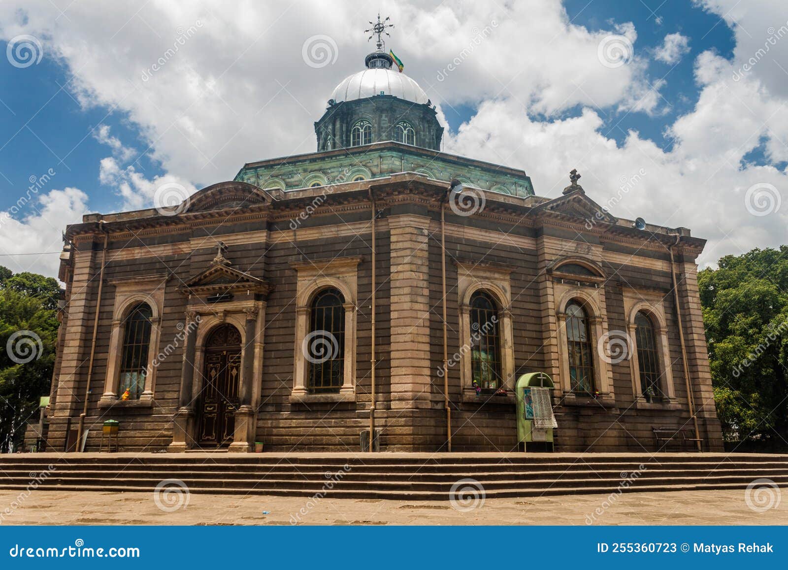 St. Katedra W Adis Ababa Etyop Zdjęcie Stock Editorial - Obraz złożonej ...