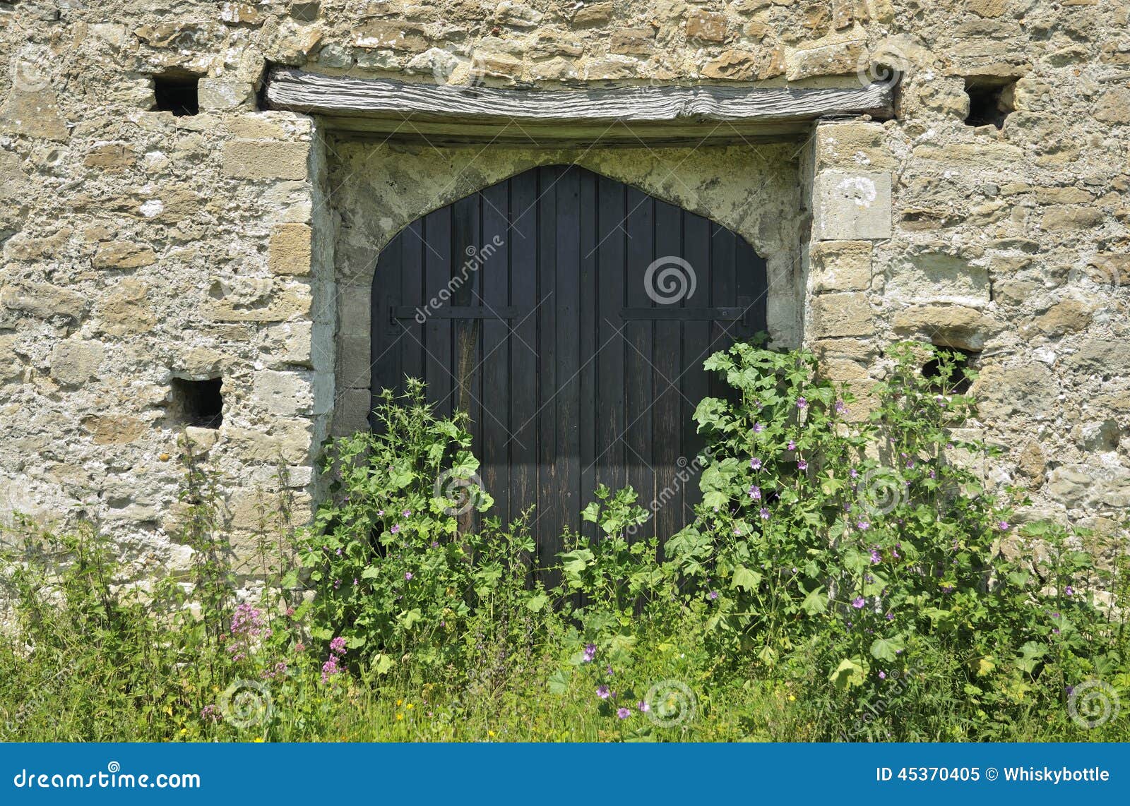 St Leonards Grange Medieval Tithe Barn Stock Image - Image of ...