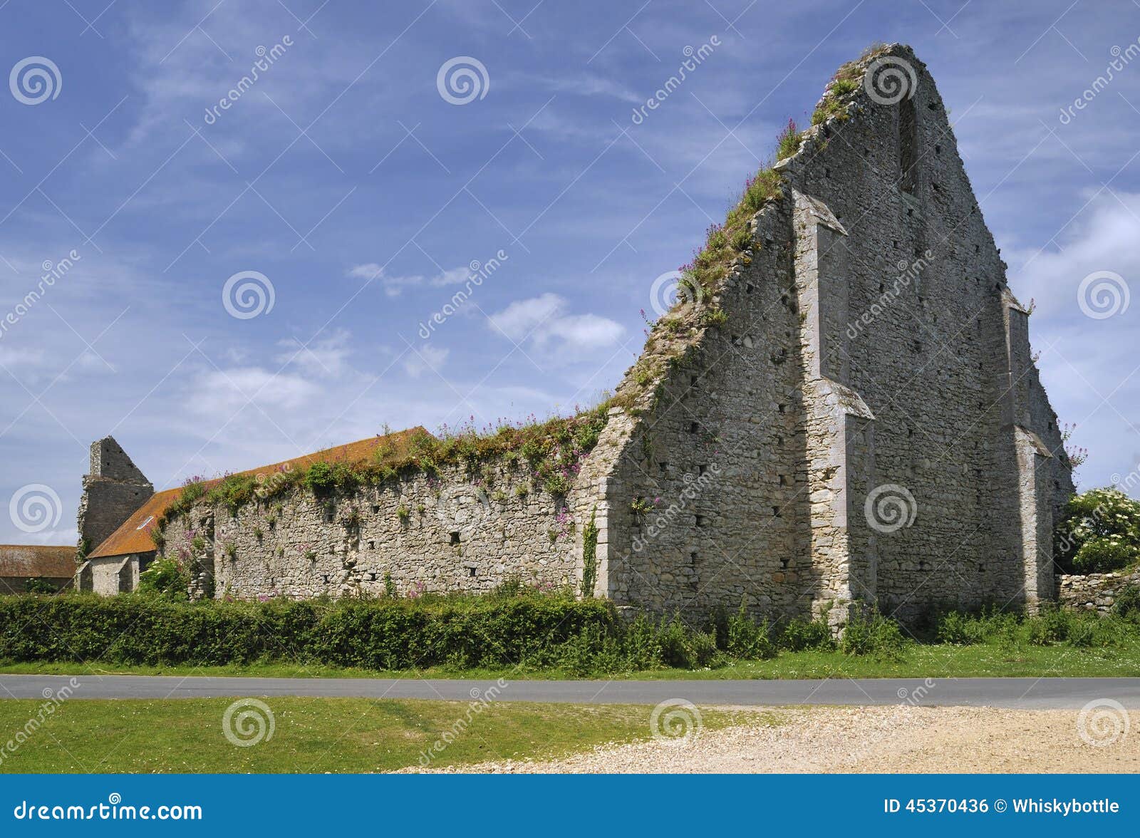 St Leonards Grange Medieval Tithe Barn, New Forest Stock Photo - Image ...