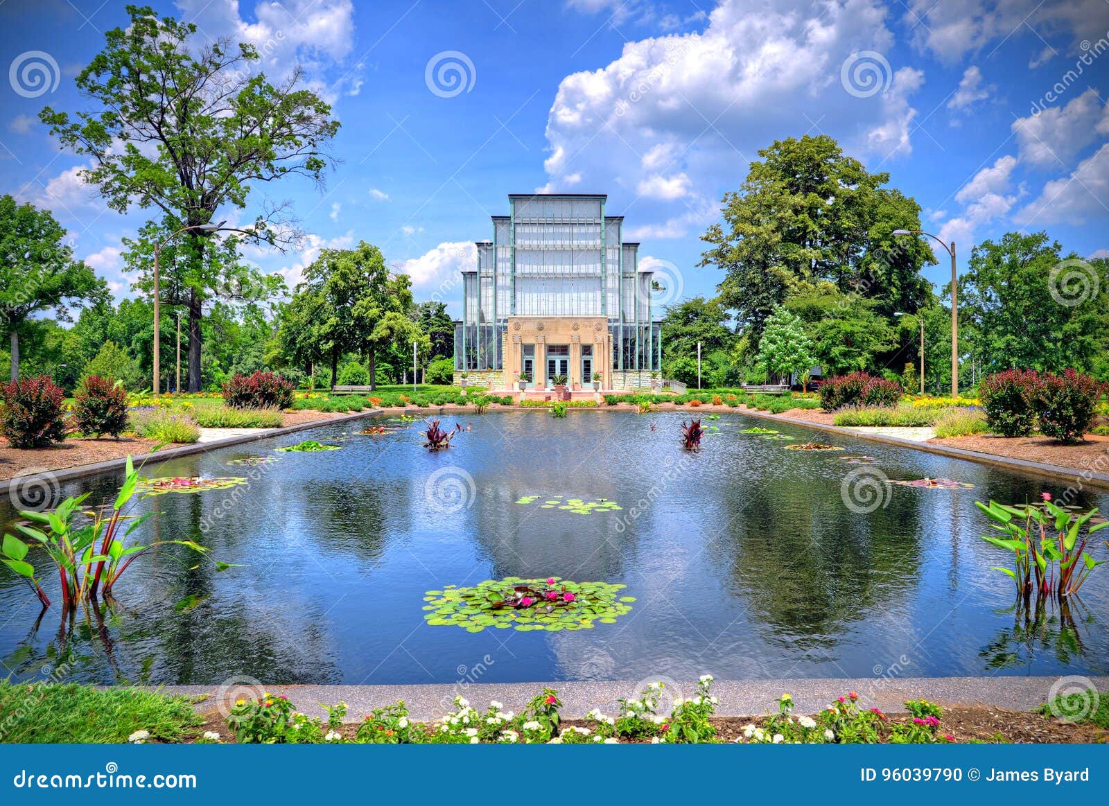 St. Louis Jewel Box stockfoto. Bild von lebensstile, gärtnern - 96039790