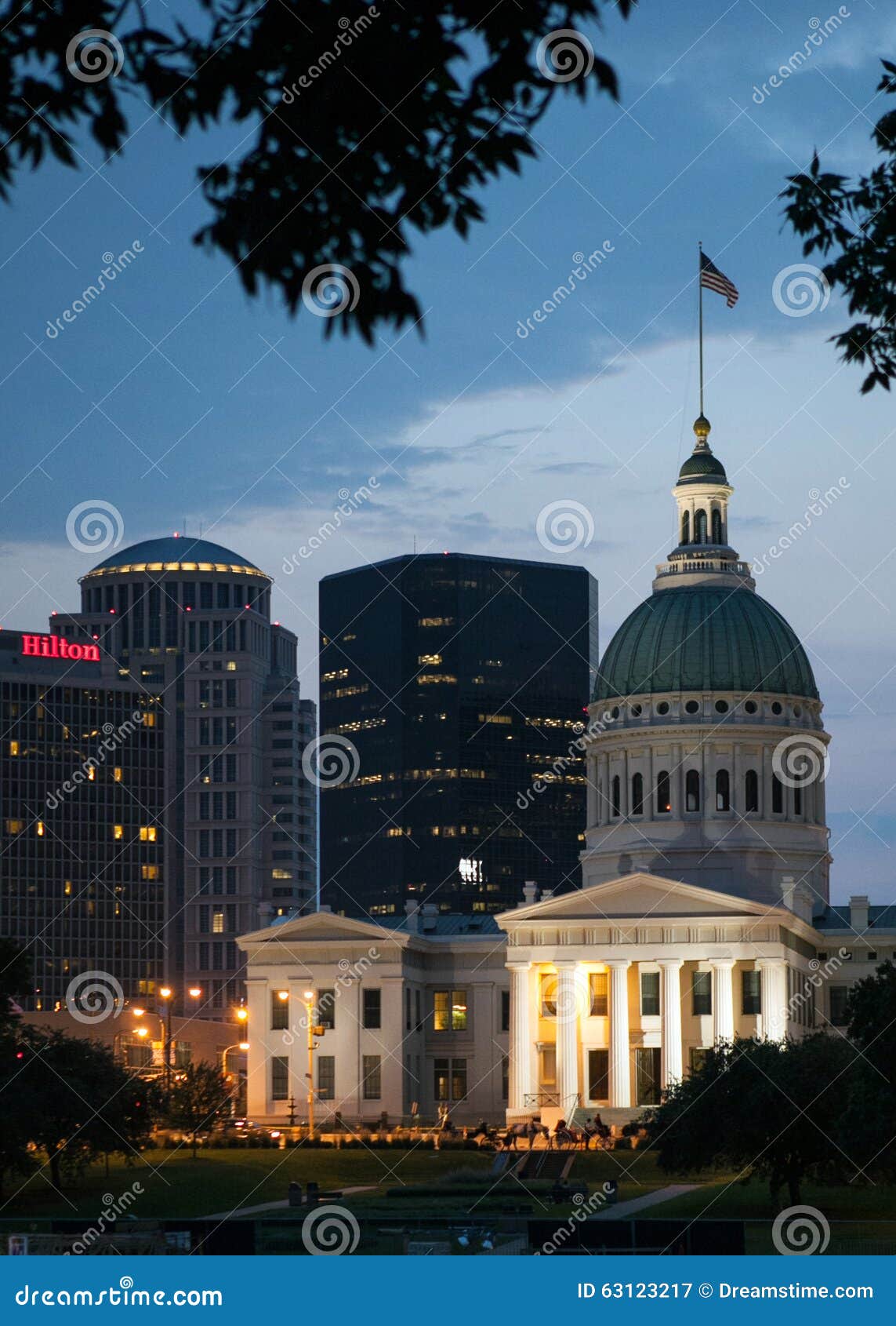 St Louis by night editorial photography. Image of illuminated - 63123217