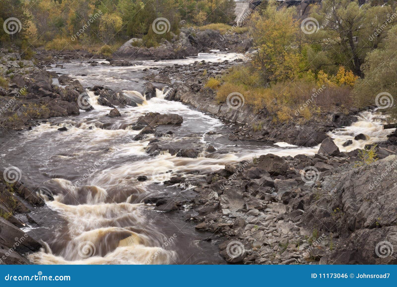 St. Louis River & Dam stock photo. Image of minnesota - 11173046