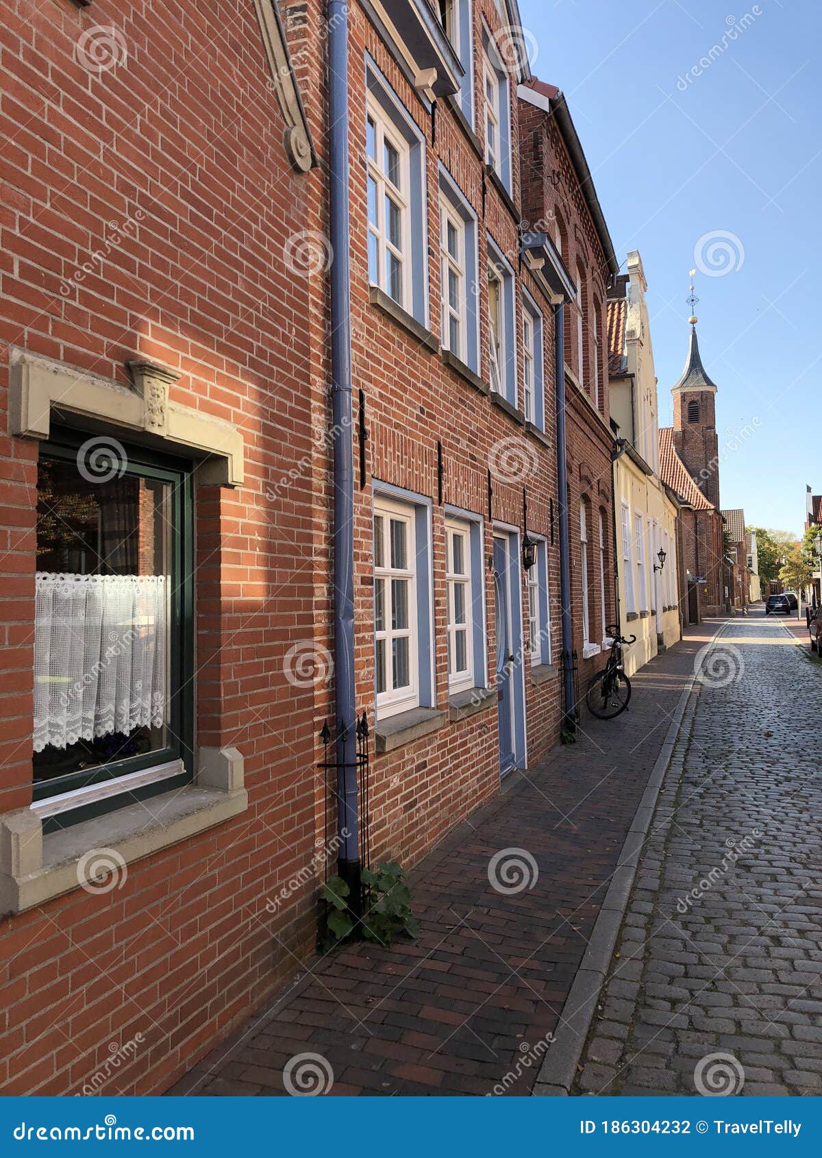 St.-Michael-Kirche in Leer stock photo. Image of street - 186304232