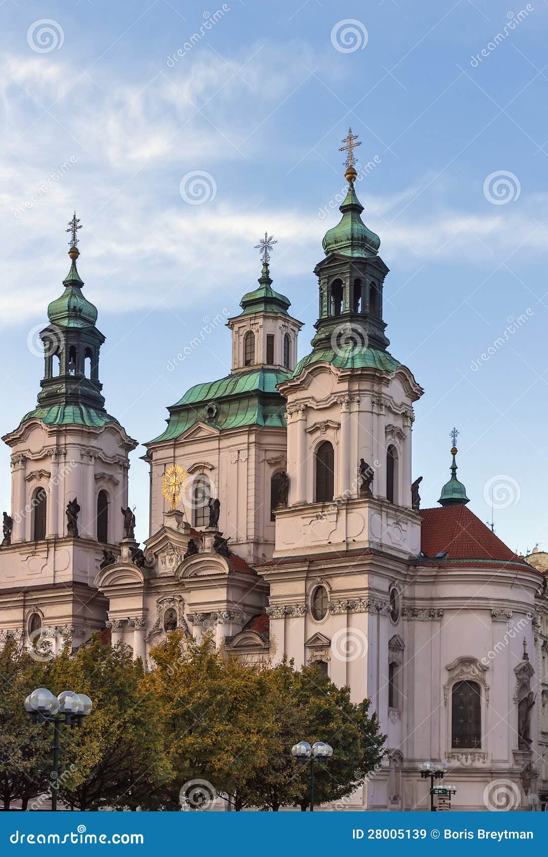 St. Nicholas Church in Het Oude Vierkant Van De Stad, Praag Stock ...