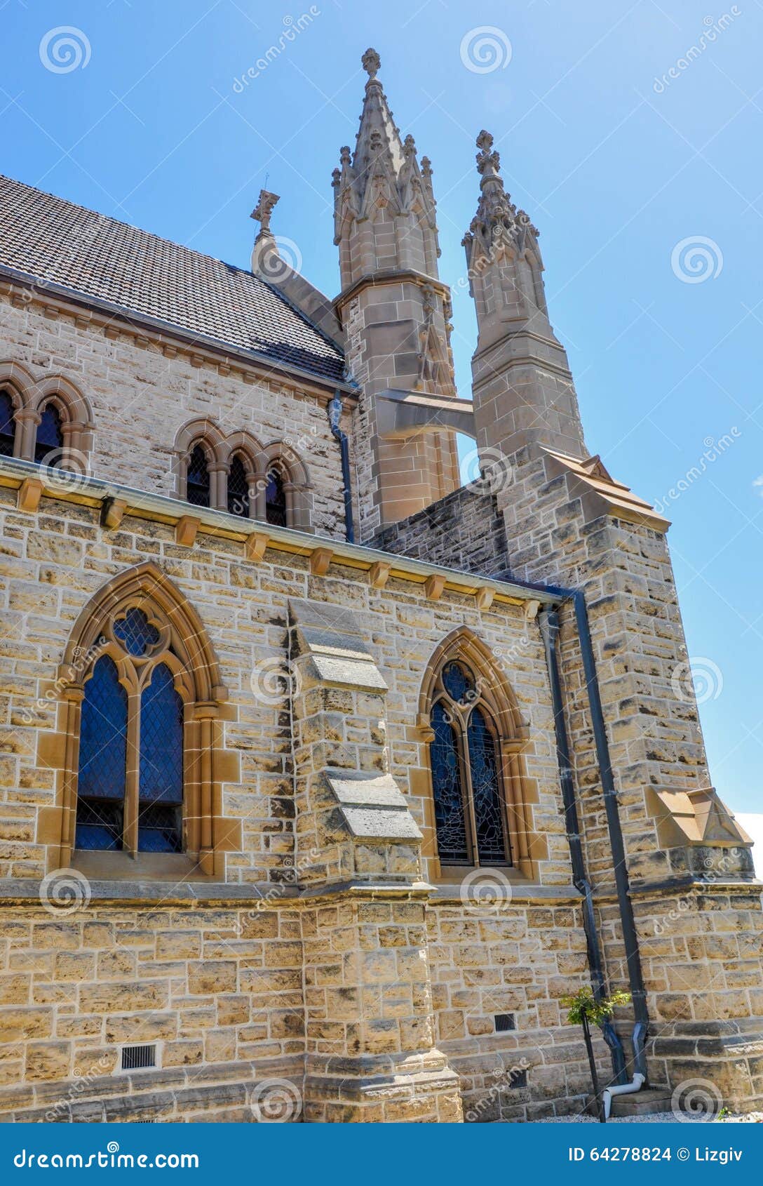 St Patrick Basiliek: Het Kalksteen En Luchtboog Stock Foto - Image of ...