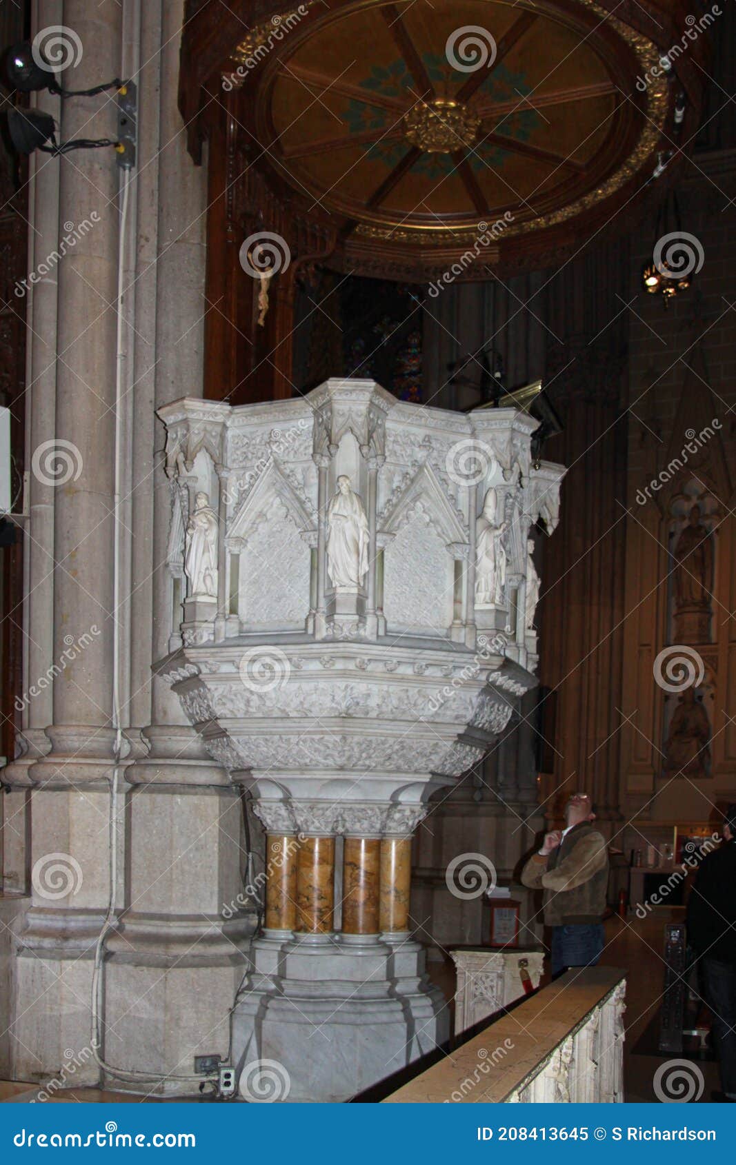 Pulpit in St Patrick`s Cathedral - New York Editorial Image - Image of ...