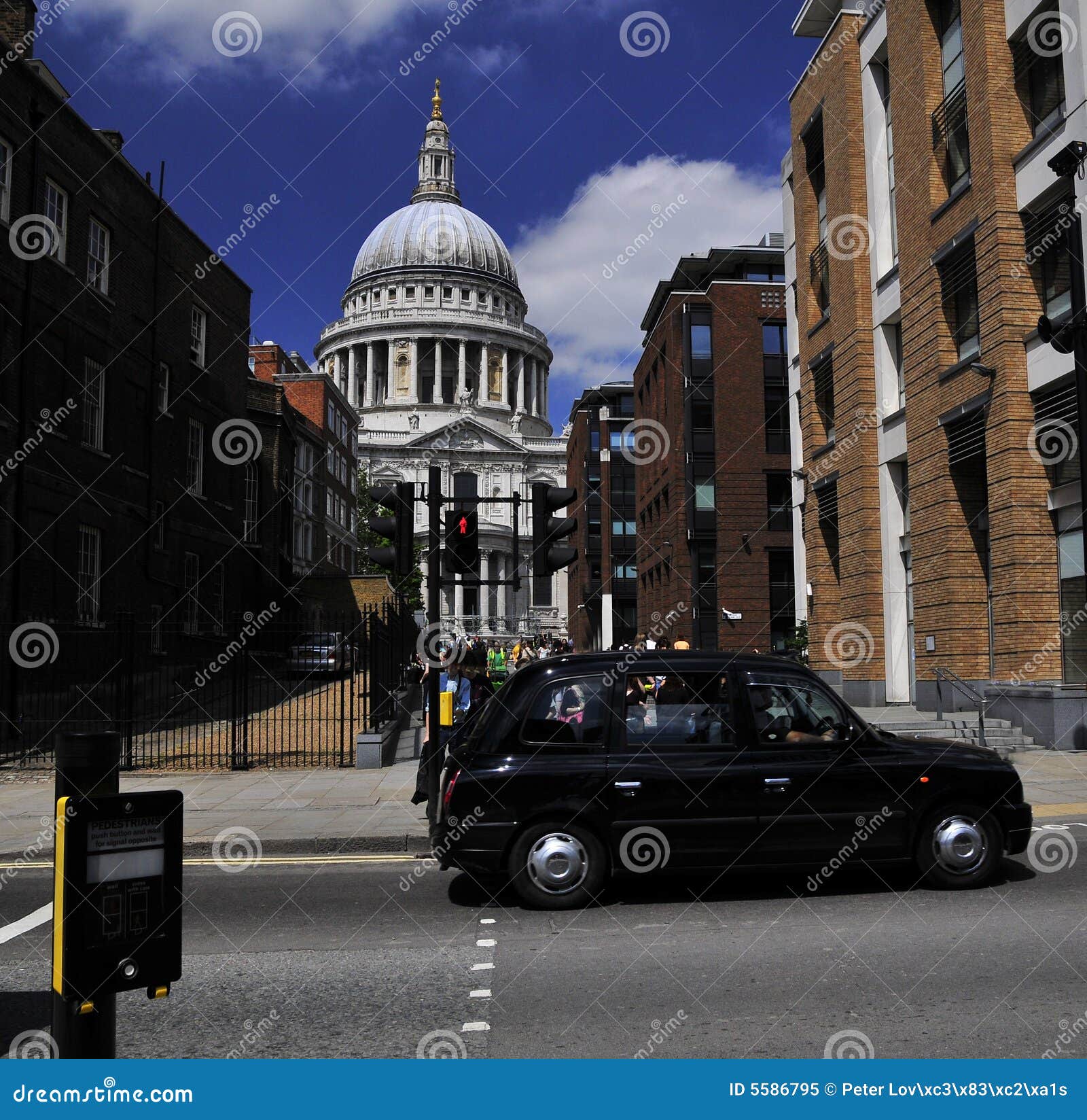 St. PaulÂ´s Cathedral - View of the Street Stock Image - Image of ...