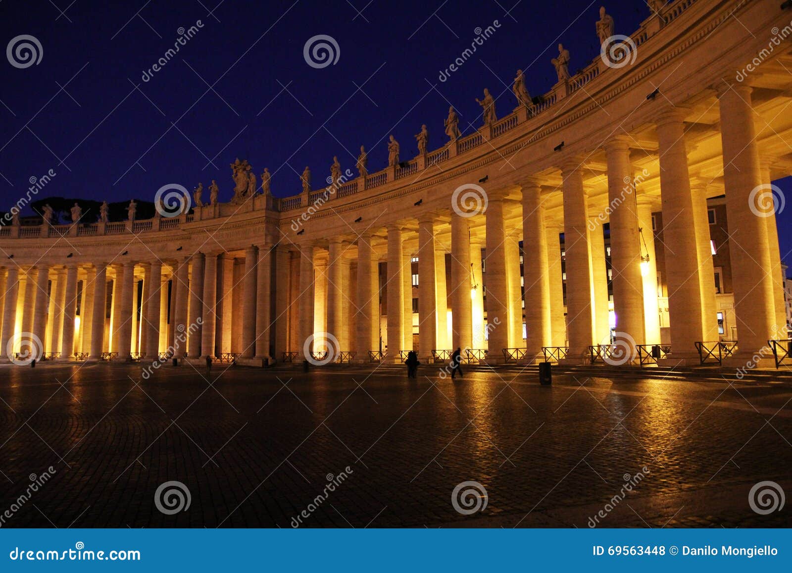 St. peter colonnade editorial stock photo. Image of state - 69563448