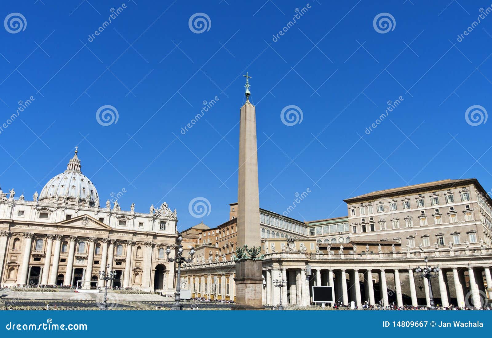 St. Peter s Square editorial photography. Image of sacred - 14809667