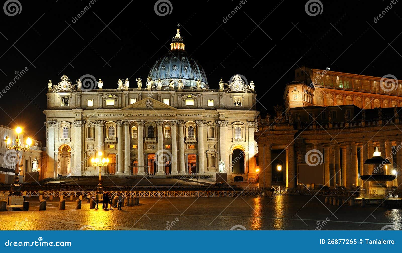 St. Peter s Square in Rome stock image. Image of museums - 26877265