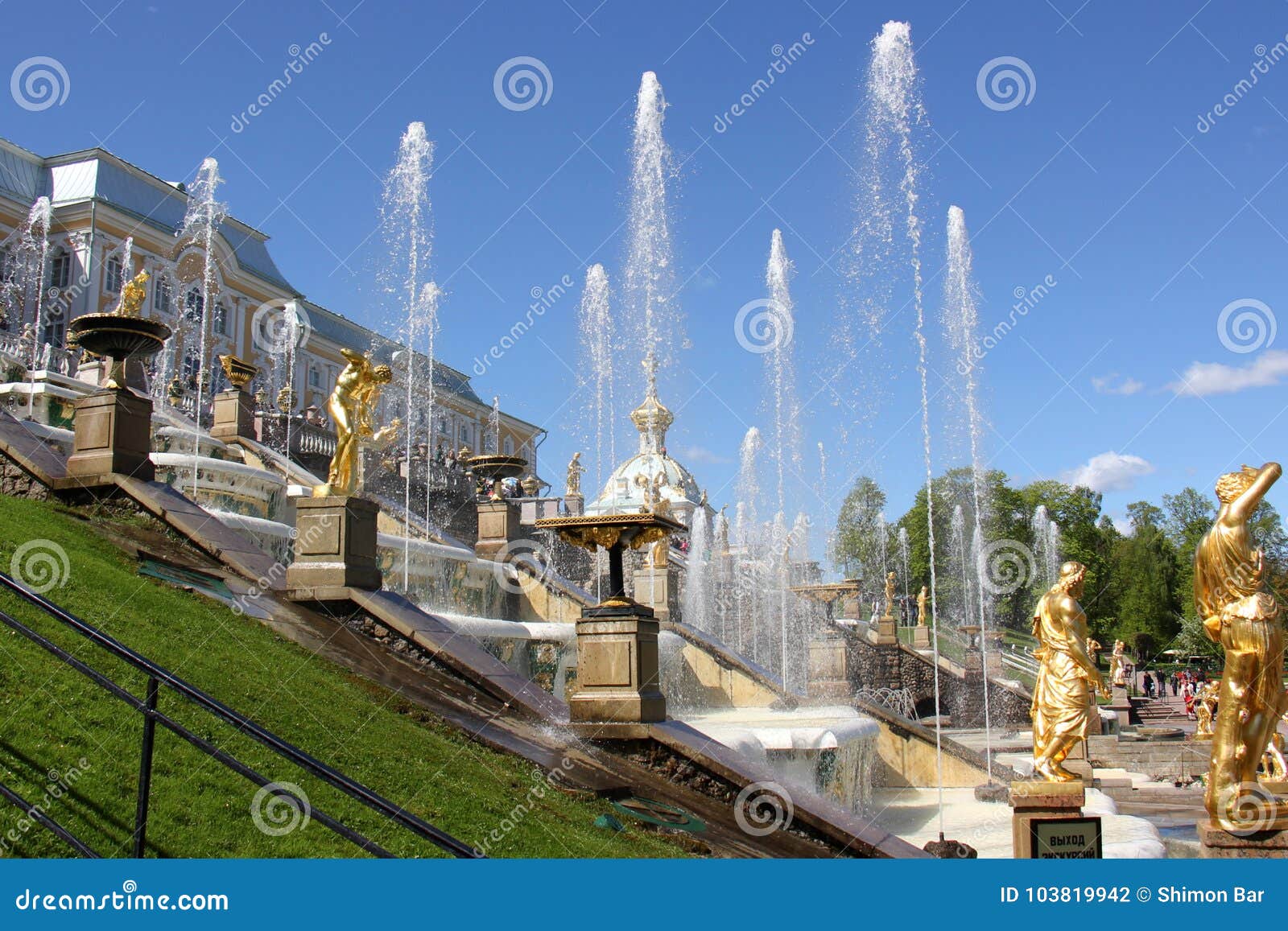 St Petersburg, Petrograd photographie éditorial. Image du maison ...