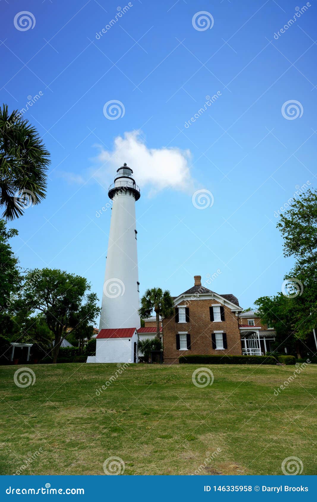 St Simons LIghthouse and Museum Stock Photo - Image of coastal ...