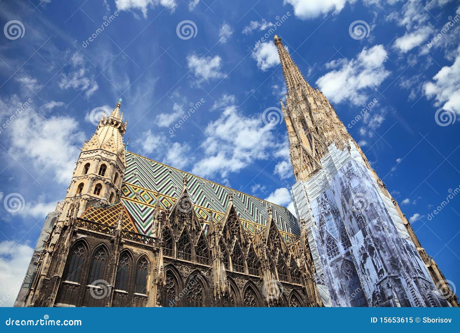 St. Stephan Cathedral in Vienna Stock Image - Image of historic, blue ...