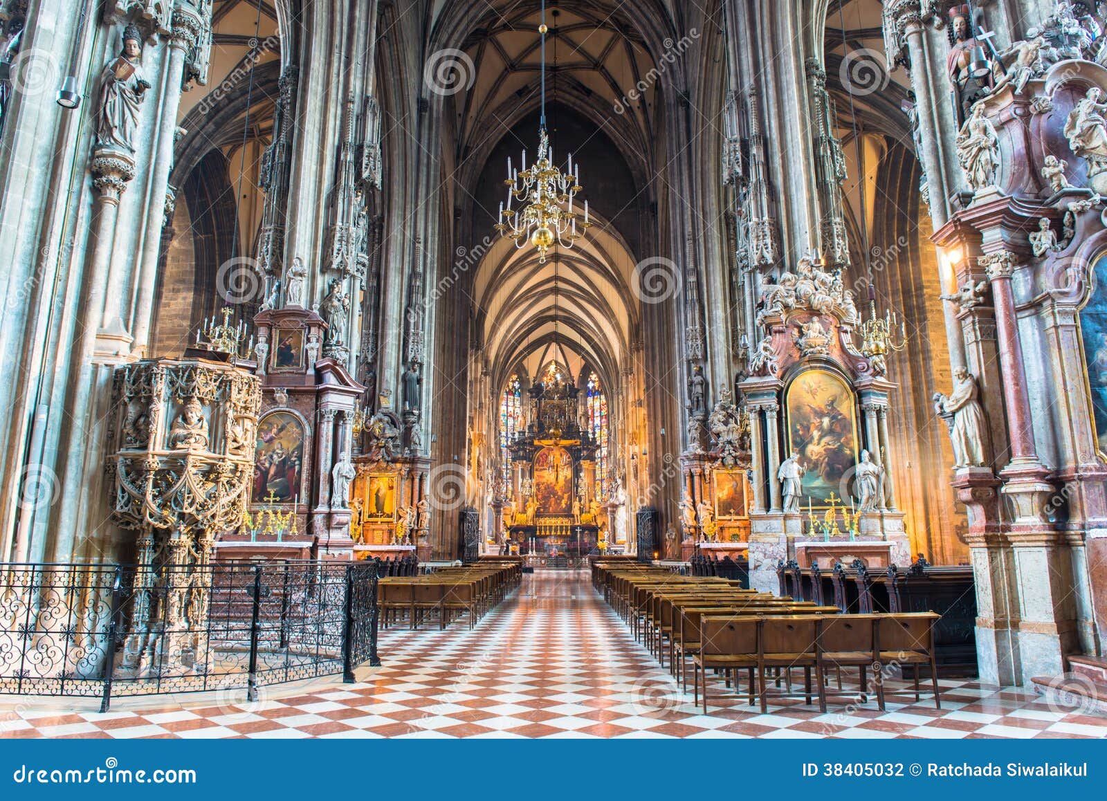 St Stephen Cathedral in Vienna Stock Photo - Image of saint, church ...