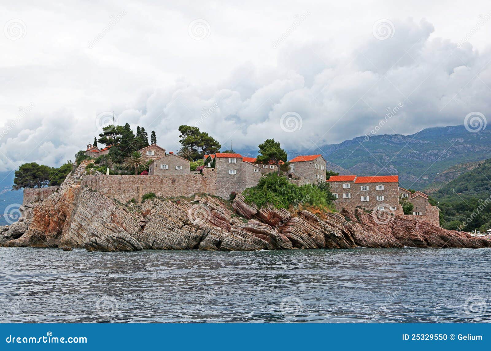 St. Stephen island stock photo. Image of boat, water - 25329550