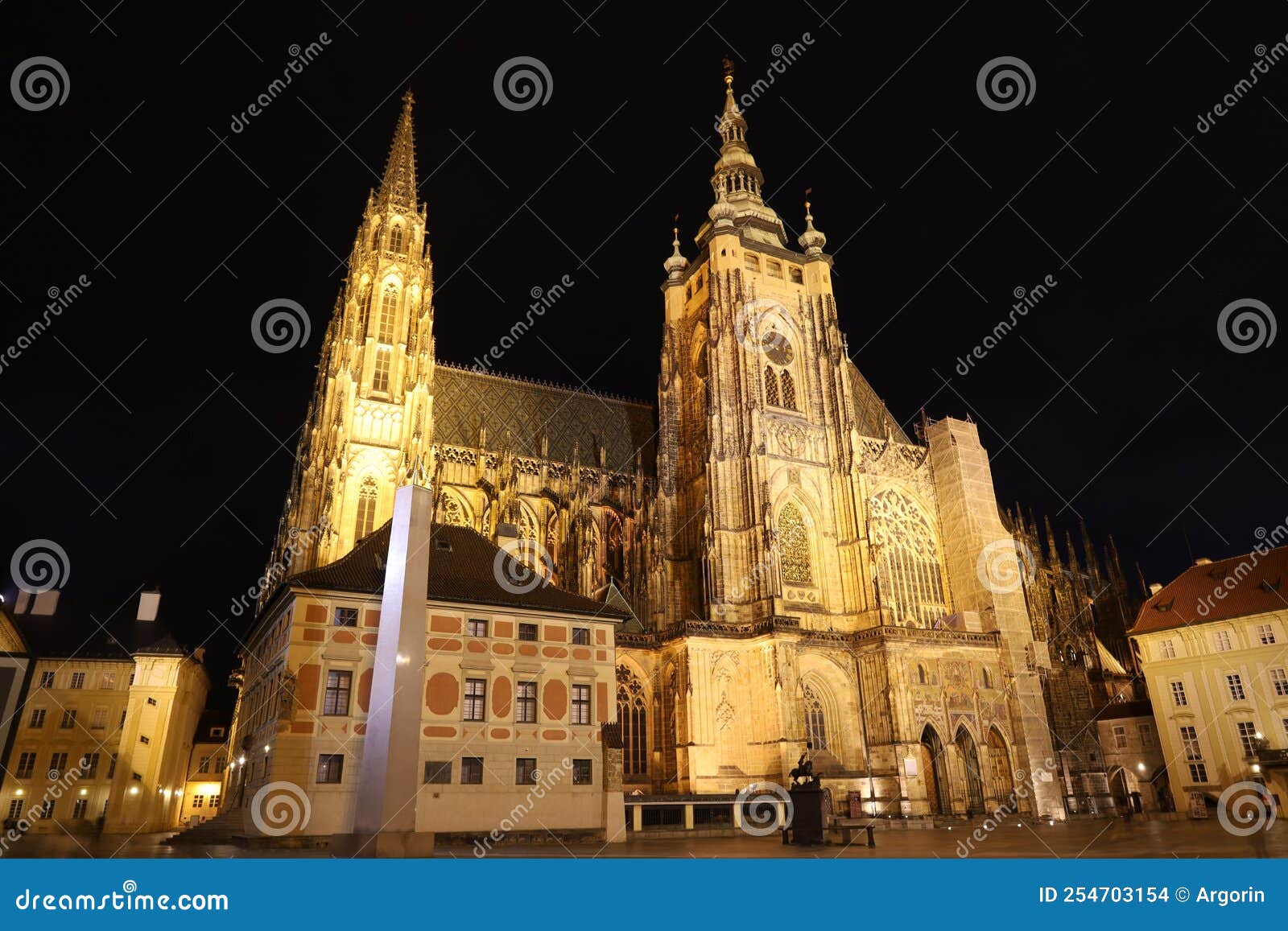 St. Vitus Cathedral at Night Stock Photo - Image of square, gothic ...