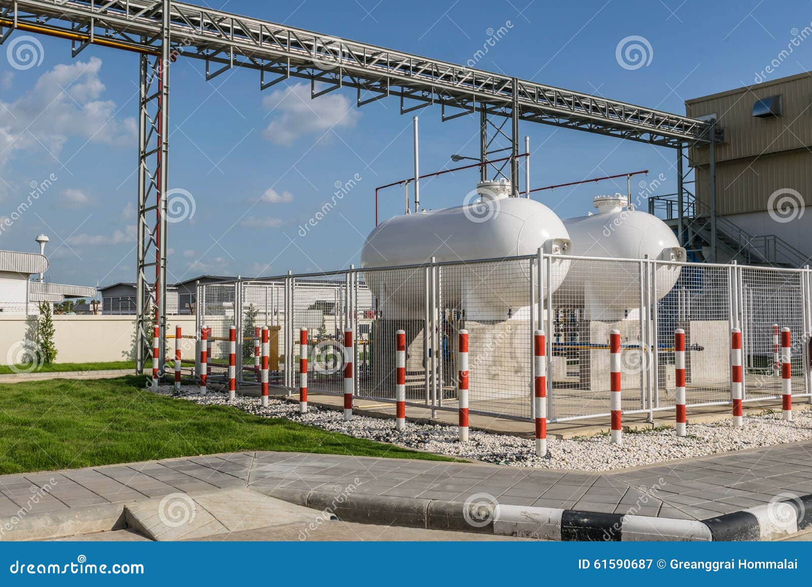 Staal Industriële Gashouder Voor Opslag Van LPG Stock Afbeelding ...
