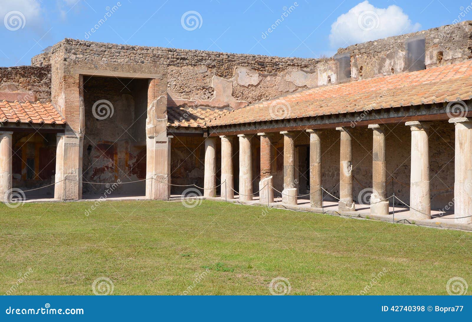 Stabian Baths (Terme Stabiane) in Pompeii Stock Photo - Image of pompei ...