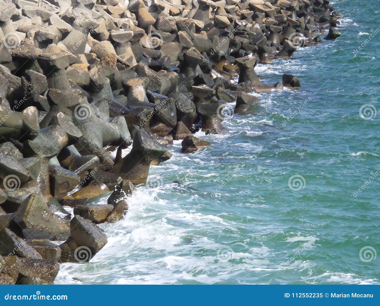 Stabilopod at the Bleack Sea Stock Image - Image of blue, broken: 112552235