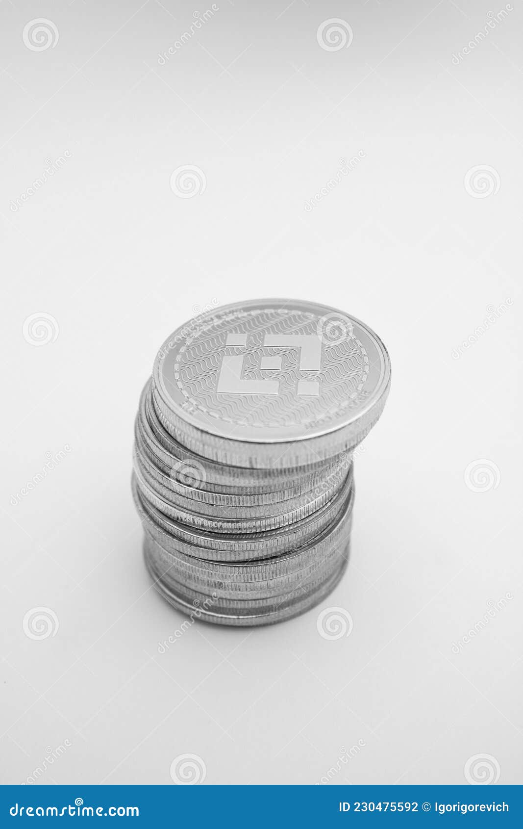 Binance coins editorial photography. Image of internet - 230475592