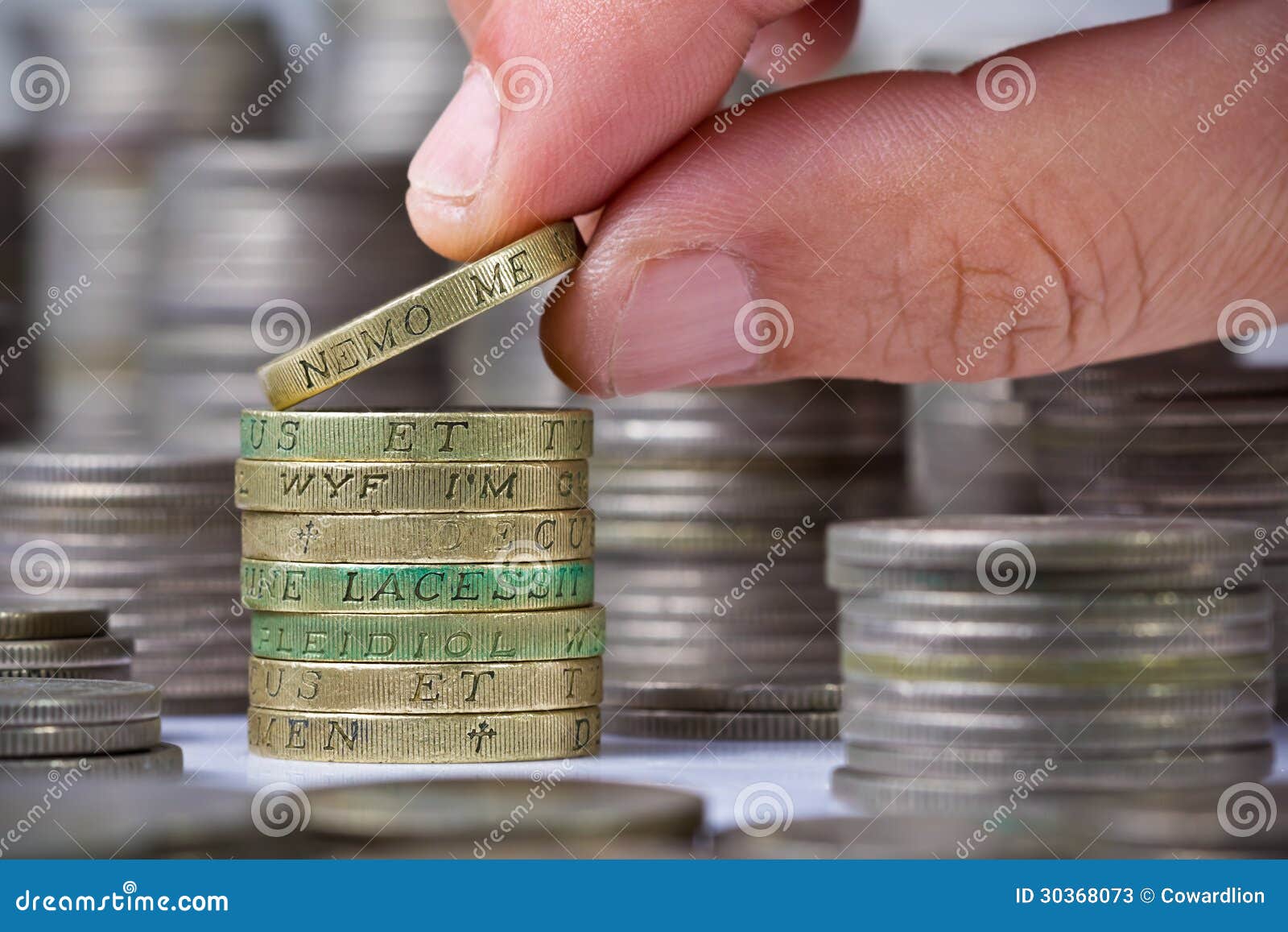 Stack of British Pound Coins Stock Image - Image of hand, savings: 30368073