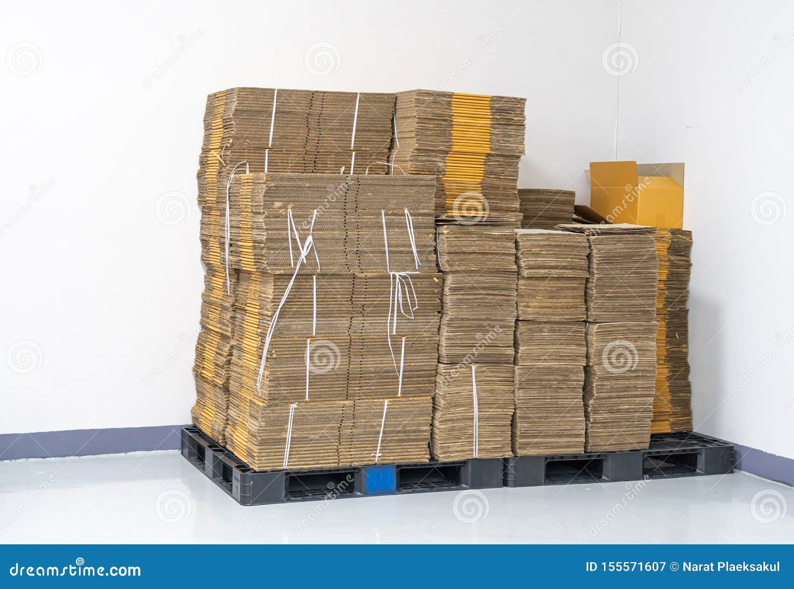 Stack of Flat Pack Cardboard Boxes for Product Packaging Stock Image ...