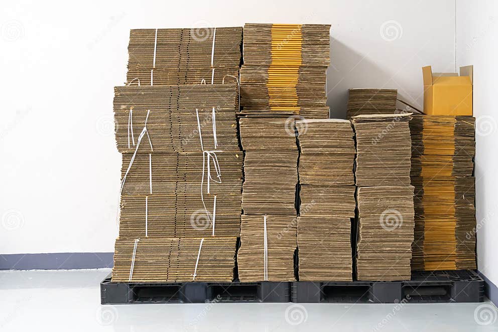 Stack of Flat Pack Cardboard Boxes for Product Packaging Stock Photo ...