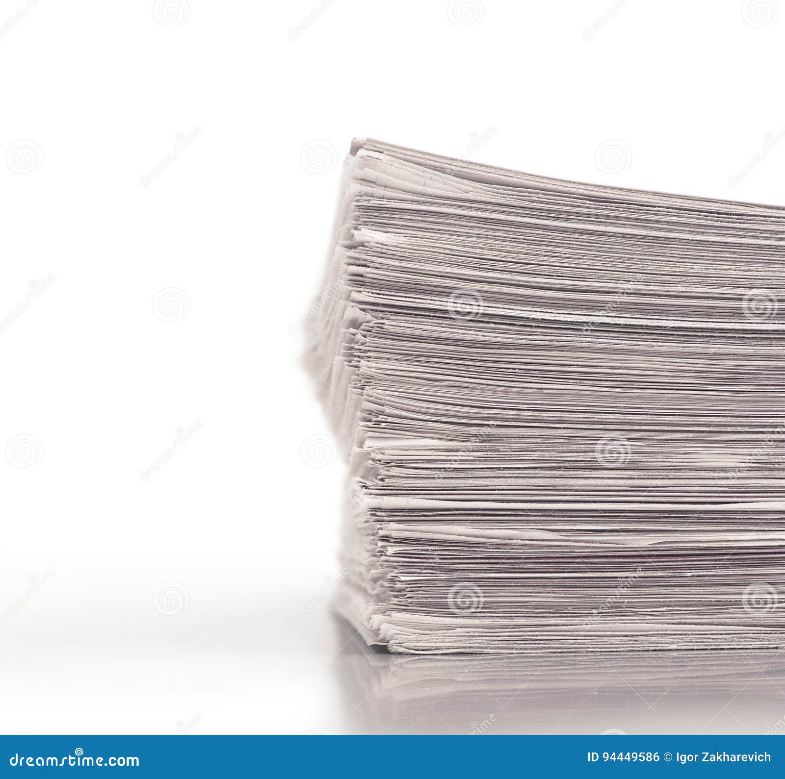 Folded Newspapers Set Cartoon Vector | CartoonDealer.com #319205507