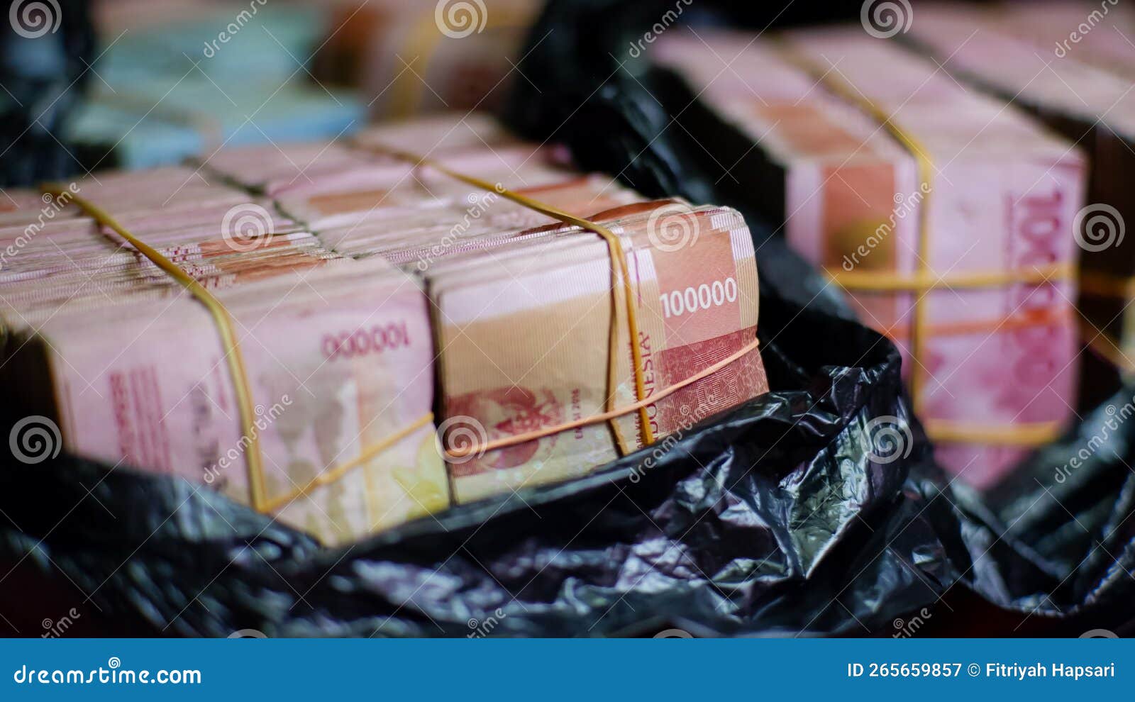 Rupiah paper stack stock image. Image of banknote, bill - 265659857