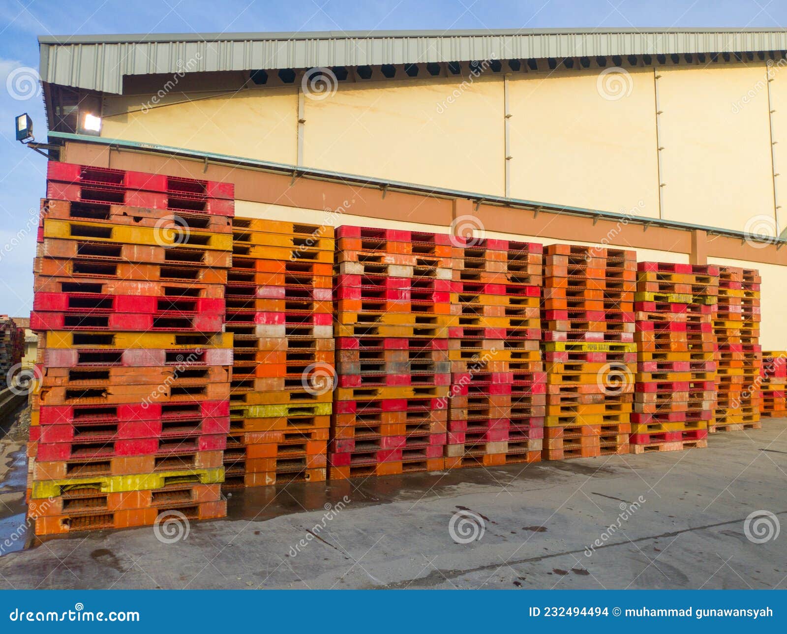 Stack of Industrial Plastic Pallets Stock Photo - Image of pallets ...