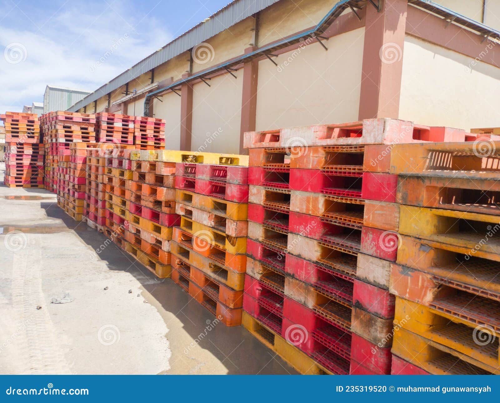 Stack of Industrial Plastic Pallets Editorial Image - Image of ...