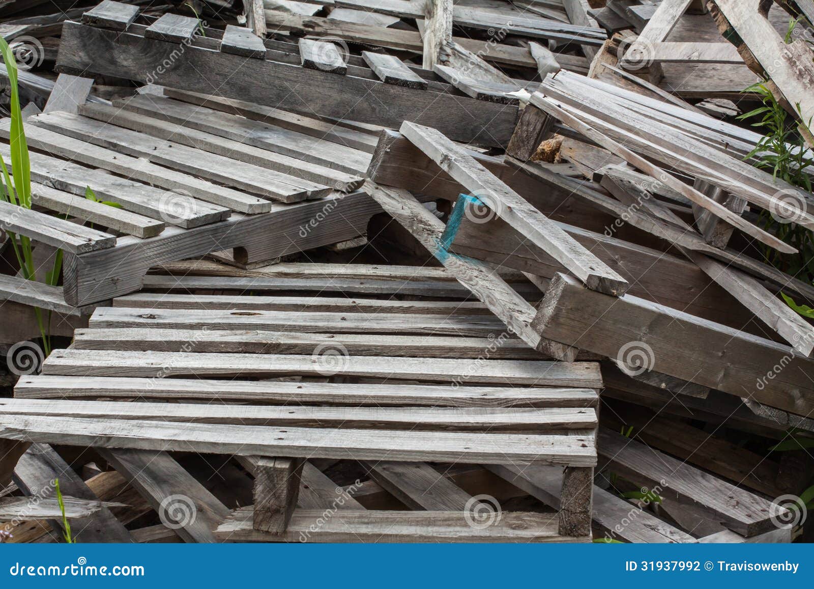 Stack of old scrap pallets stock photo. Image of vintage - 31937992
