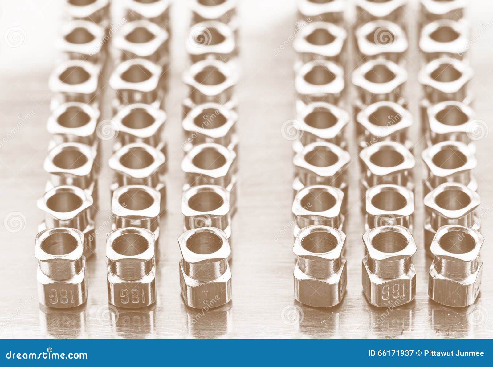 Stack of Reuse Iron Needle No.18 G for Drug Needle in Steam Sterilizer ...