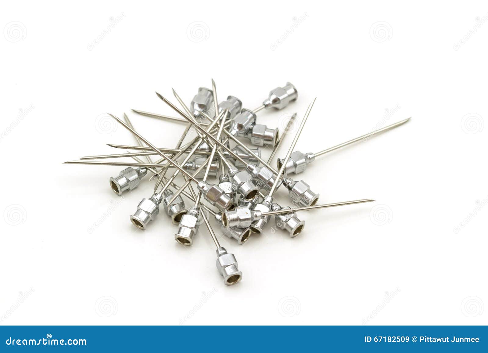 Stack Of Reuse Iron Needle No.18G For Drug Needle And Glass Syringe In ...