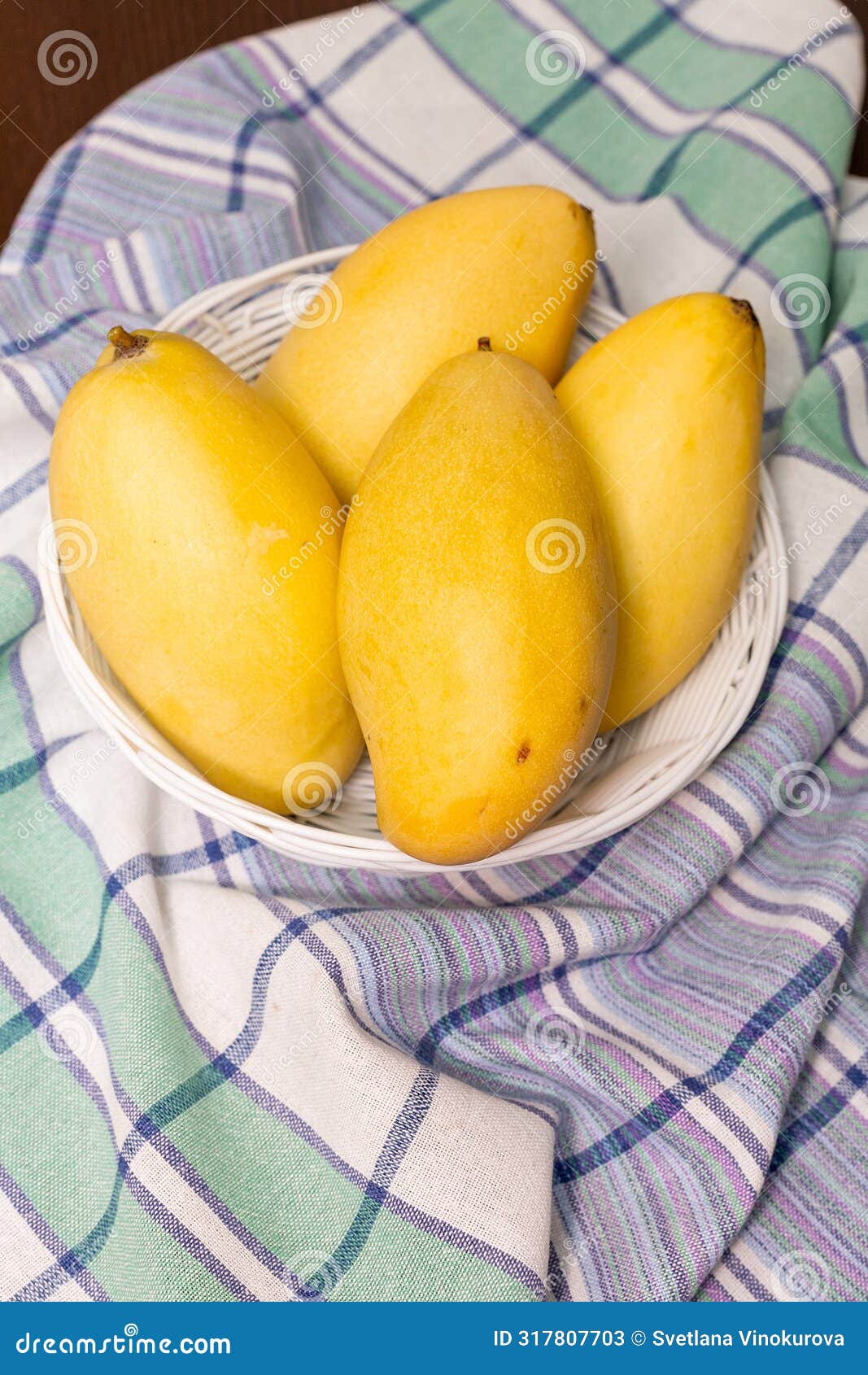Stack of Ripe Mangoes Fruit on Wooden Table with Green Nature at Farm ...