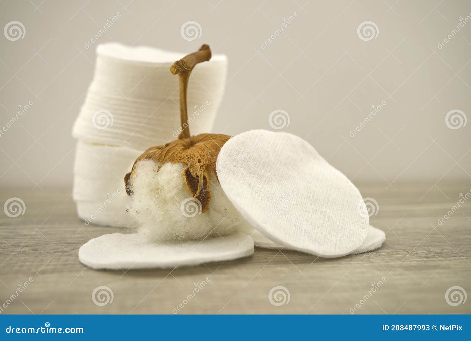 Stack of Round Cotton Pads and Natural Cotton Boll Stock Image - Image ...