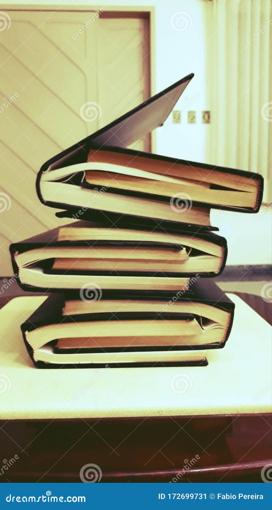 Stack of Gold Books Aligned Stock Image - Image of stack, covers: 172699731