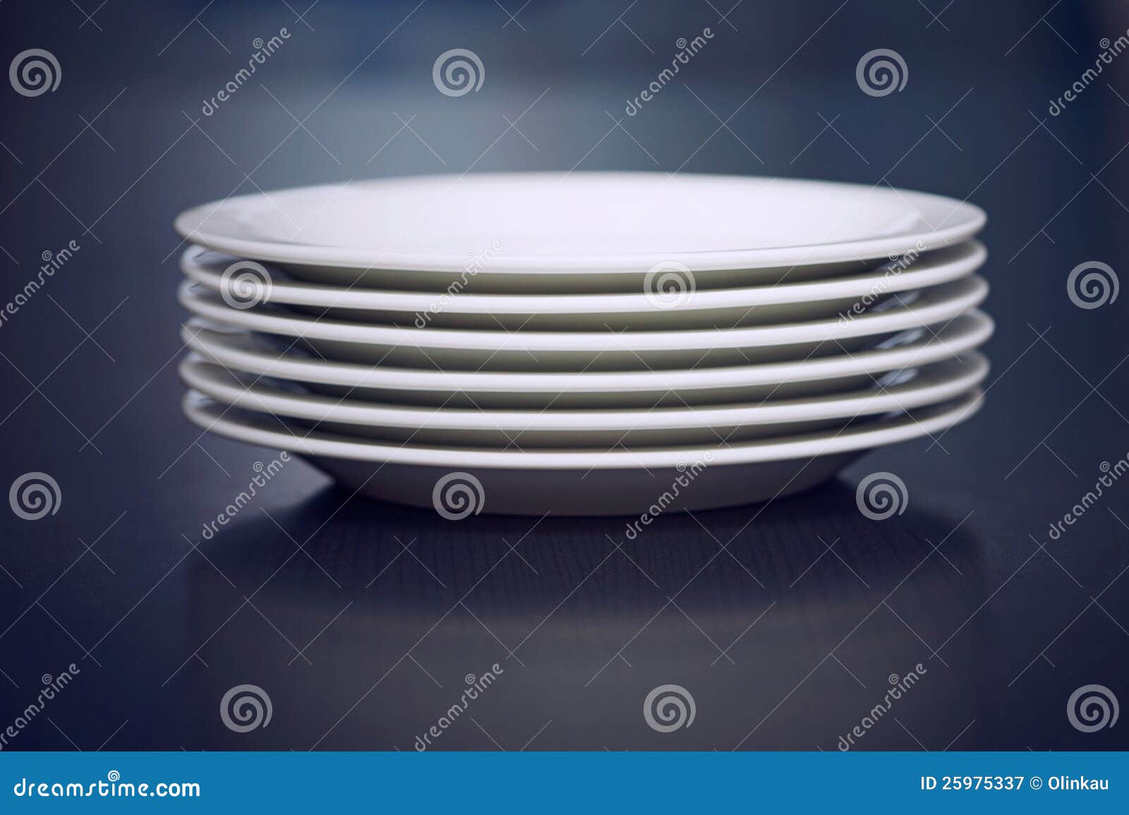 Stack of white plates stock image. Image of pottery, utensil - 25975337