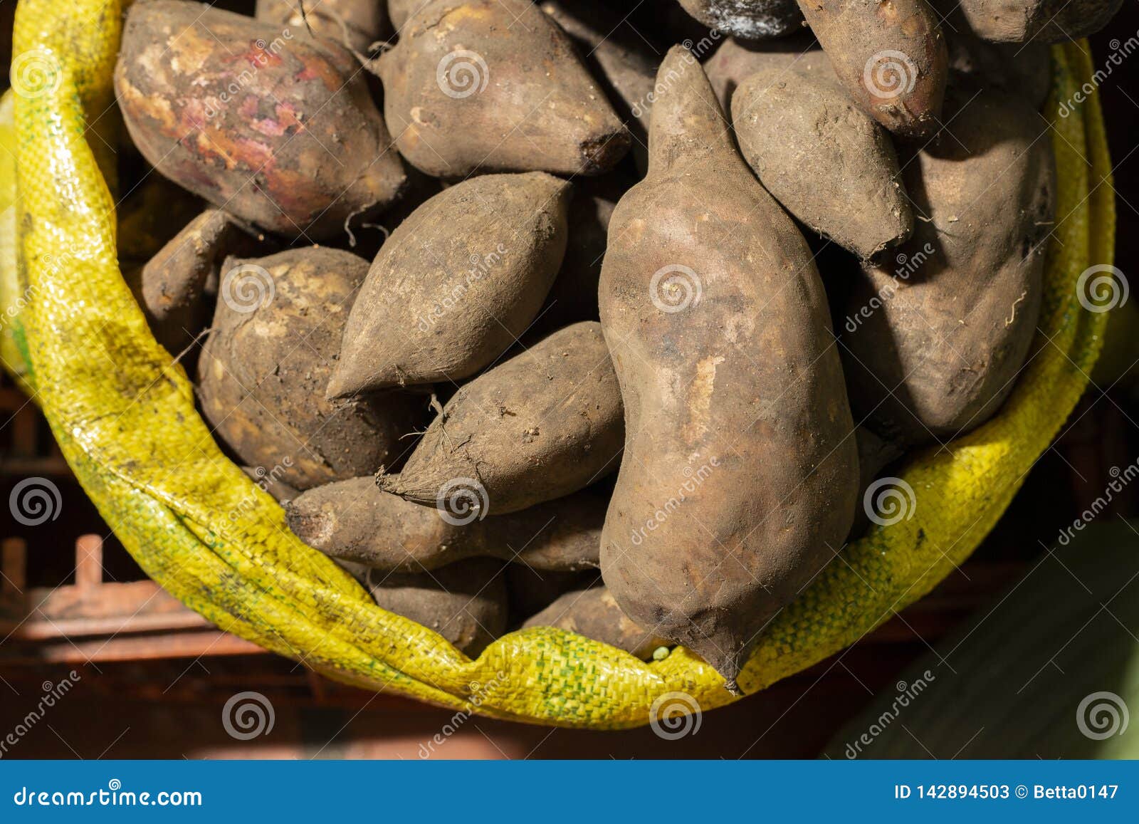 Stack of Yacon Tubers in the Market Stock Image - Image of soil, fruit ...