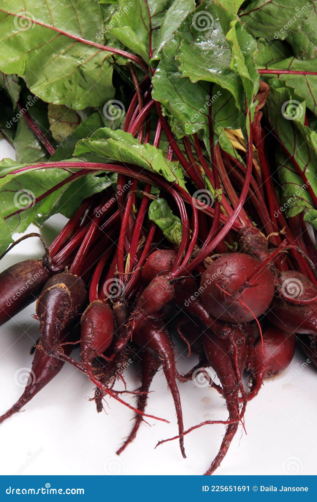 Stack of Young Beets with Leaves Isolated on a White Background Stock ...