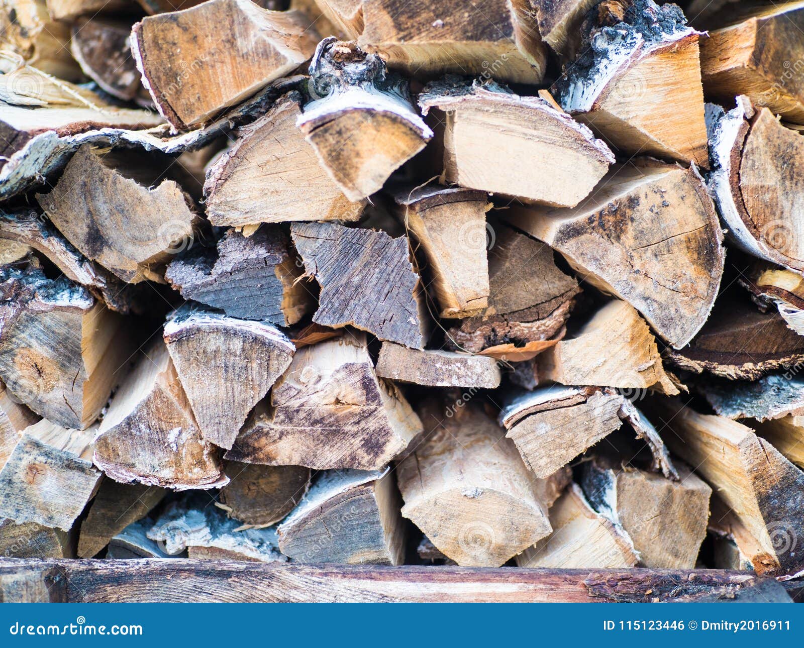Stacked Logs Texture, Natural Background. Cross Section of the Timber ...