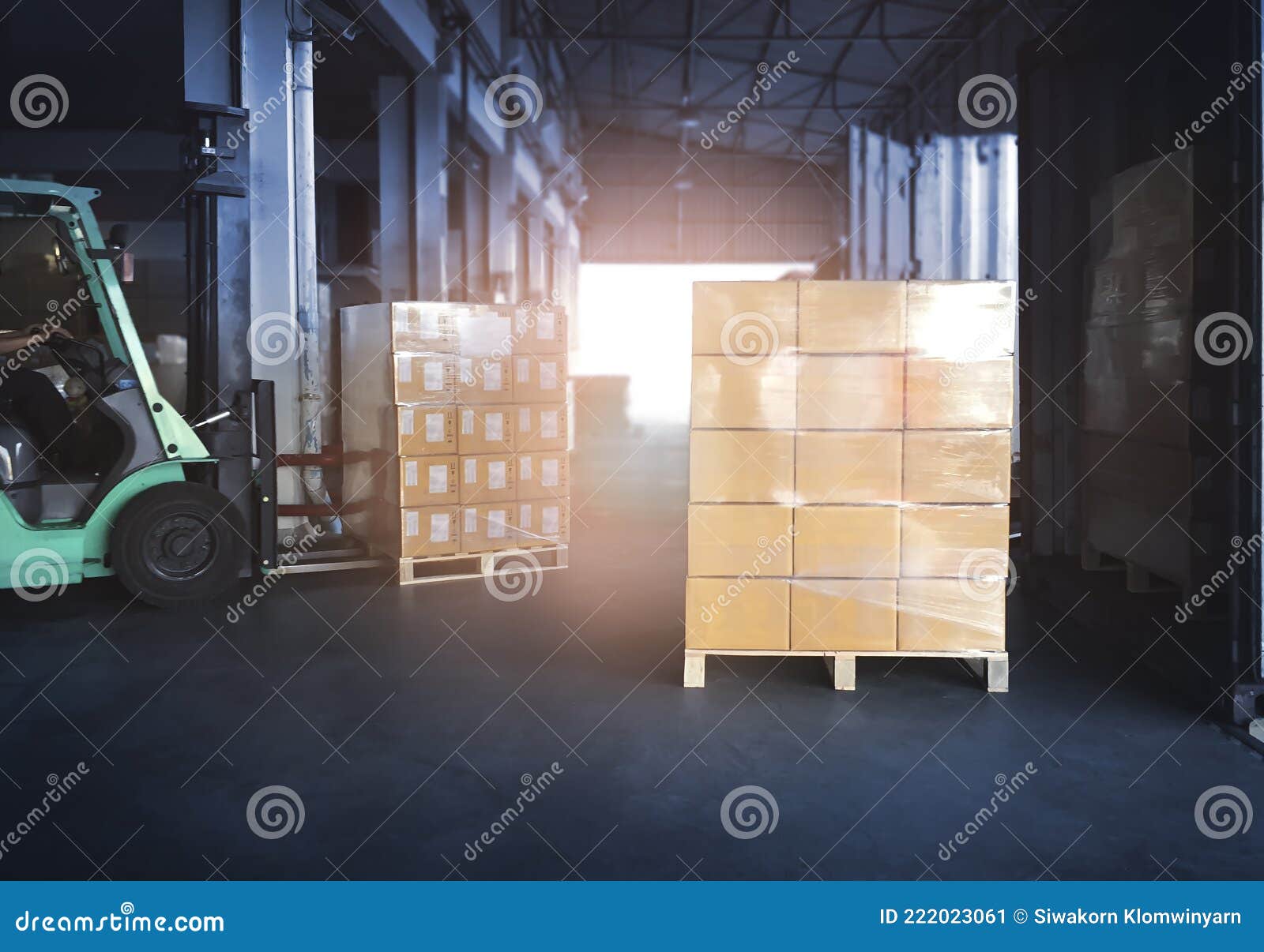 Stacked Of Package Boxes On Pallet Loading At Distribution Warehouse ...