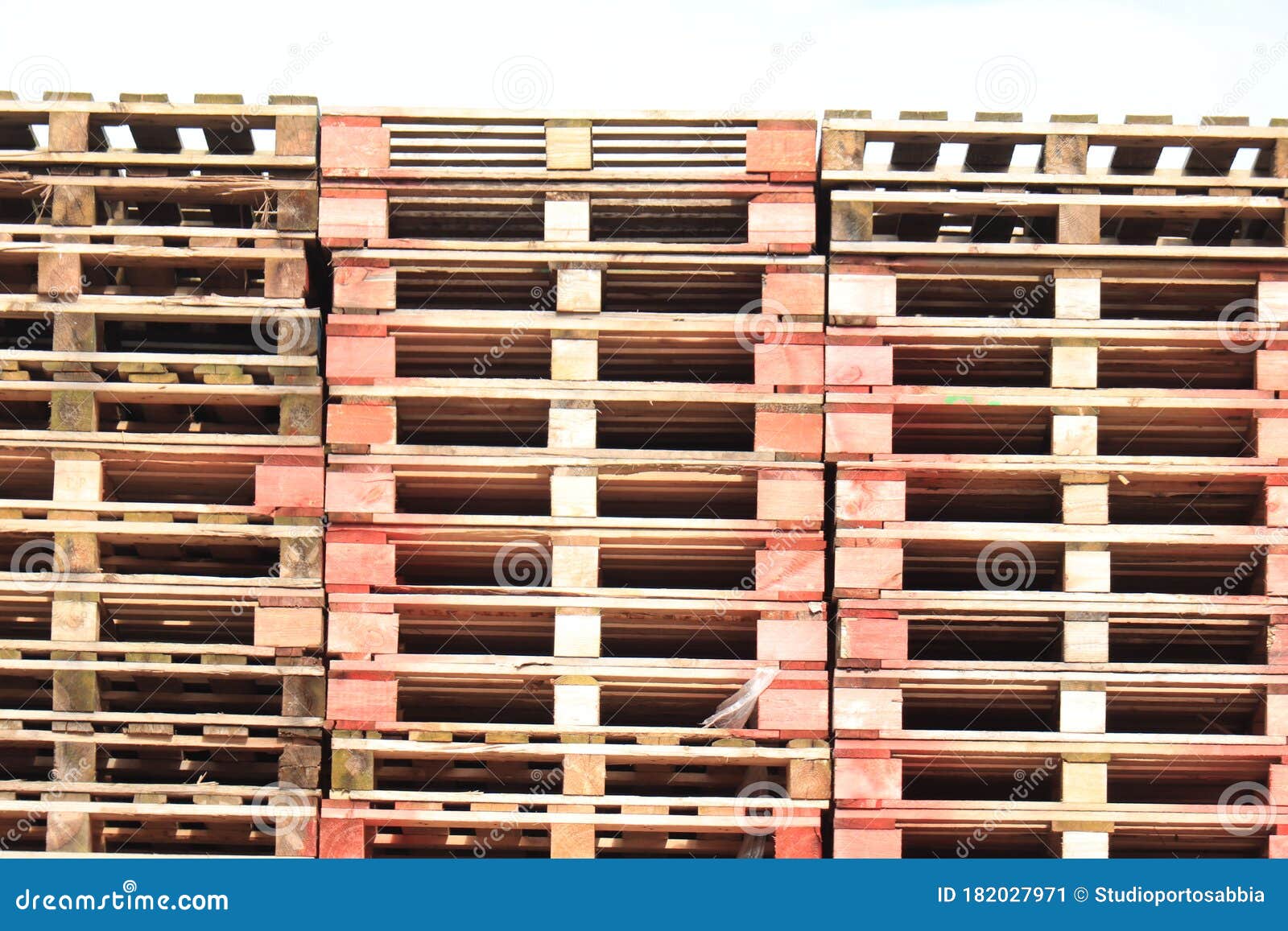 Stacked wooden pallets stock image. Image of stackable - 182027971