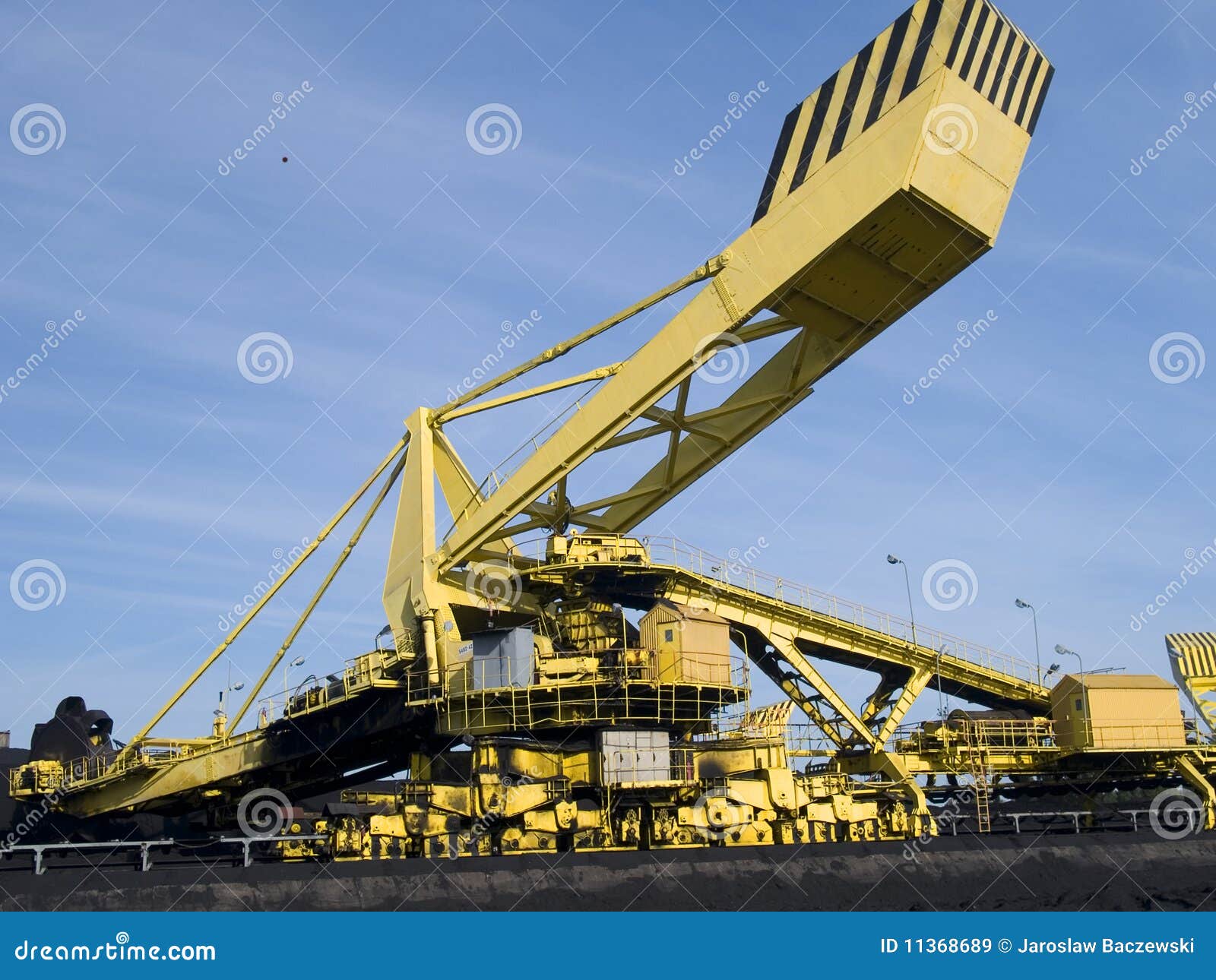 Stacker reclaimer stock image. Image of crane, mining - 11368689